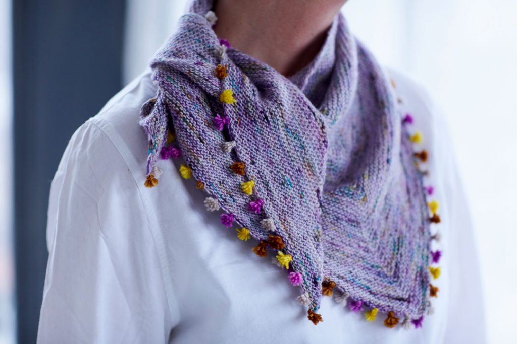 Tiny Tassels ~ A Free Pattern – LoopKnitlounge