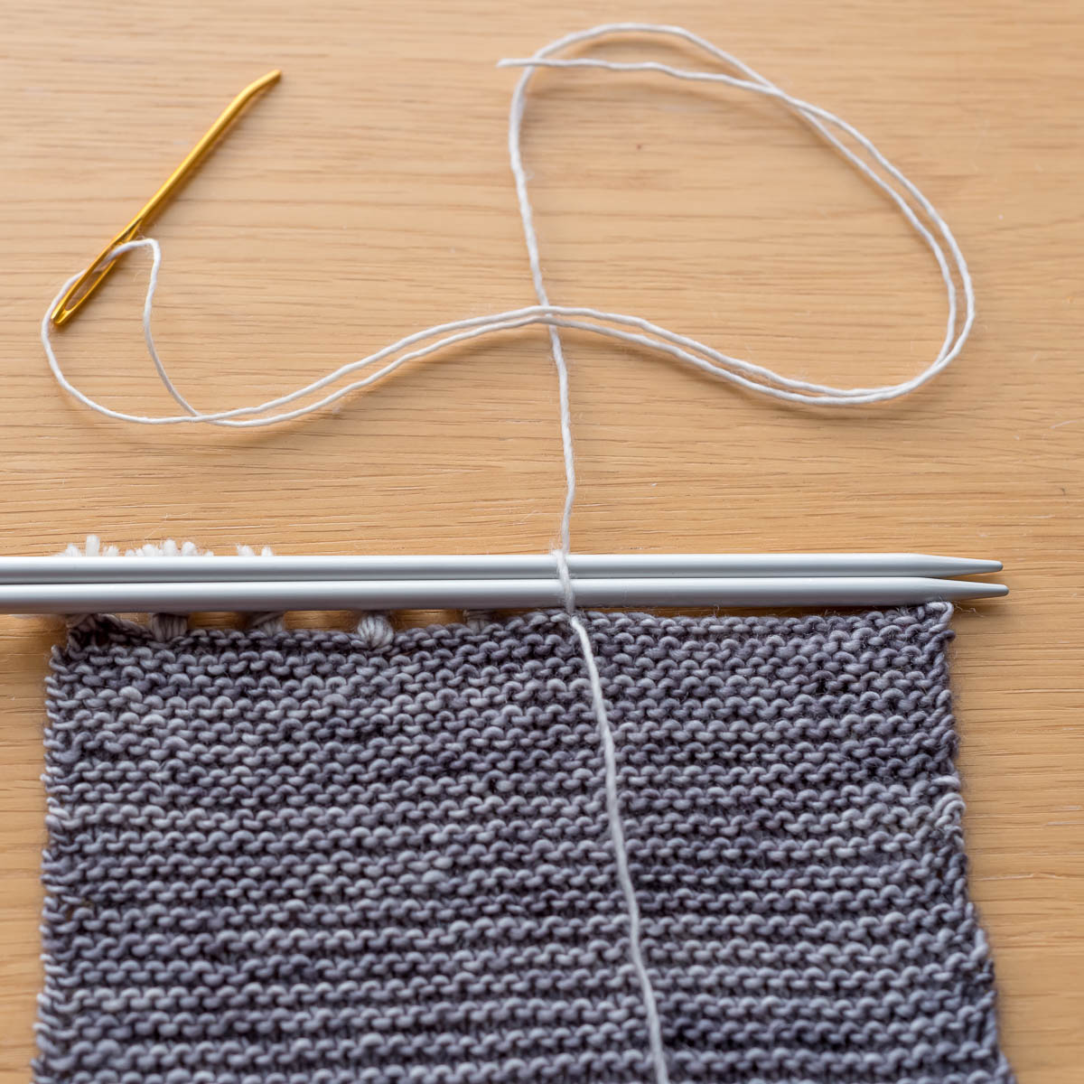 Tiny Tassels Tutorial – LoopKnitlounge