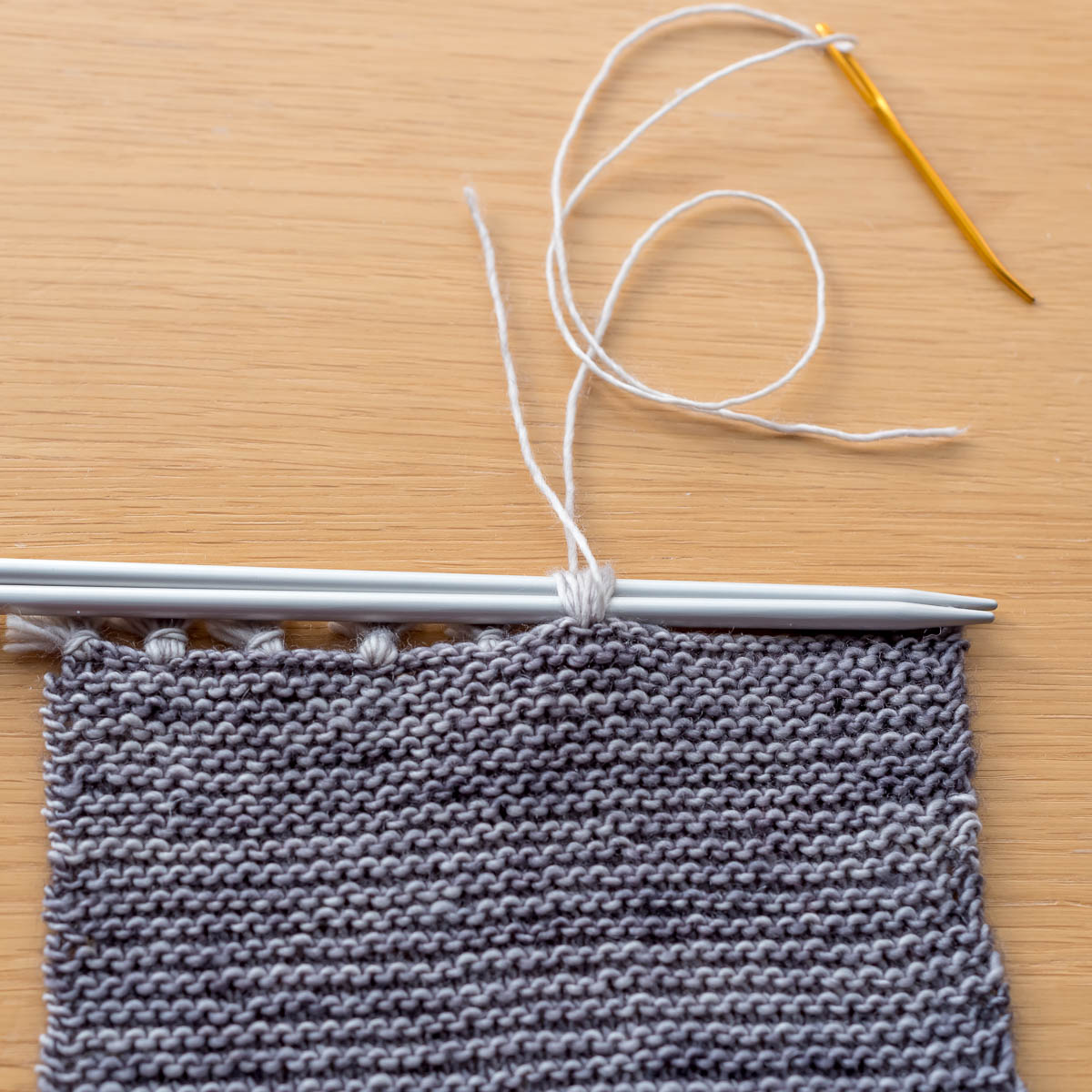 Tiny Tassels Tutorial – LoopKnitlounge