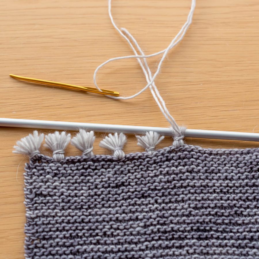 Tiny Tassels Tutorial – LoopKnitlounge