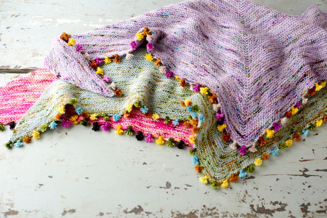 Tiny Tassels ~ A Free Pattern – LoopKnitlounge