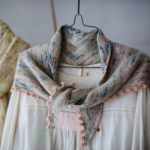 More Tiny Tassels – LoopKnitlounge