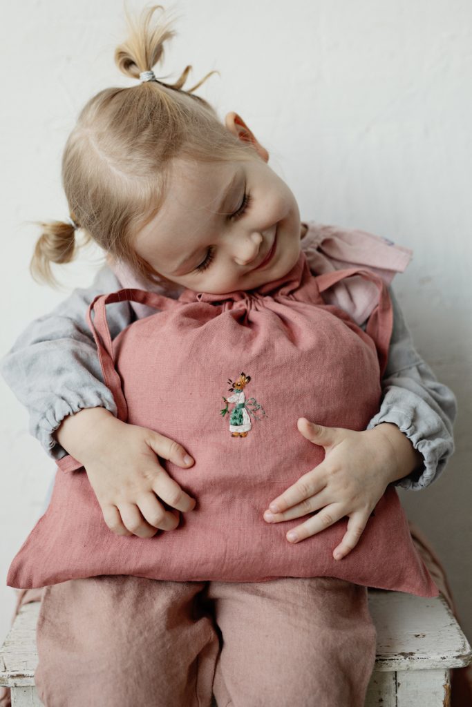 All The Beautiful Linen project bags for Loop London – LoopKnitlounge