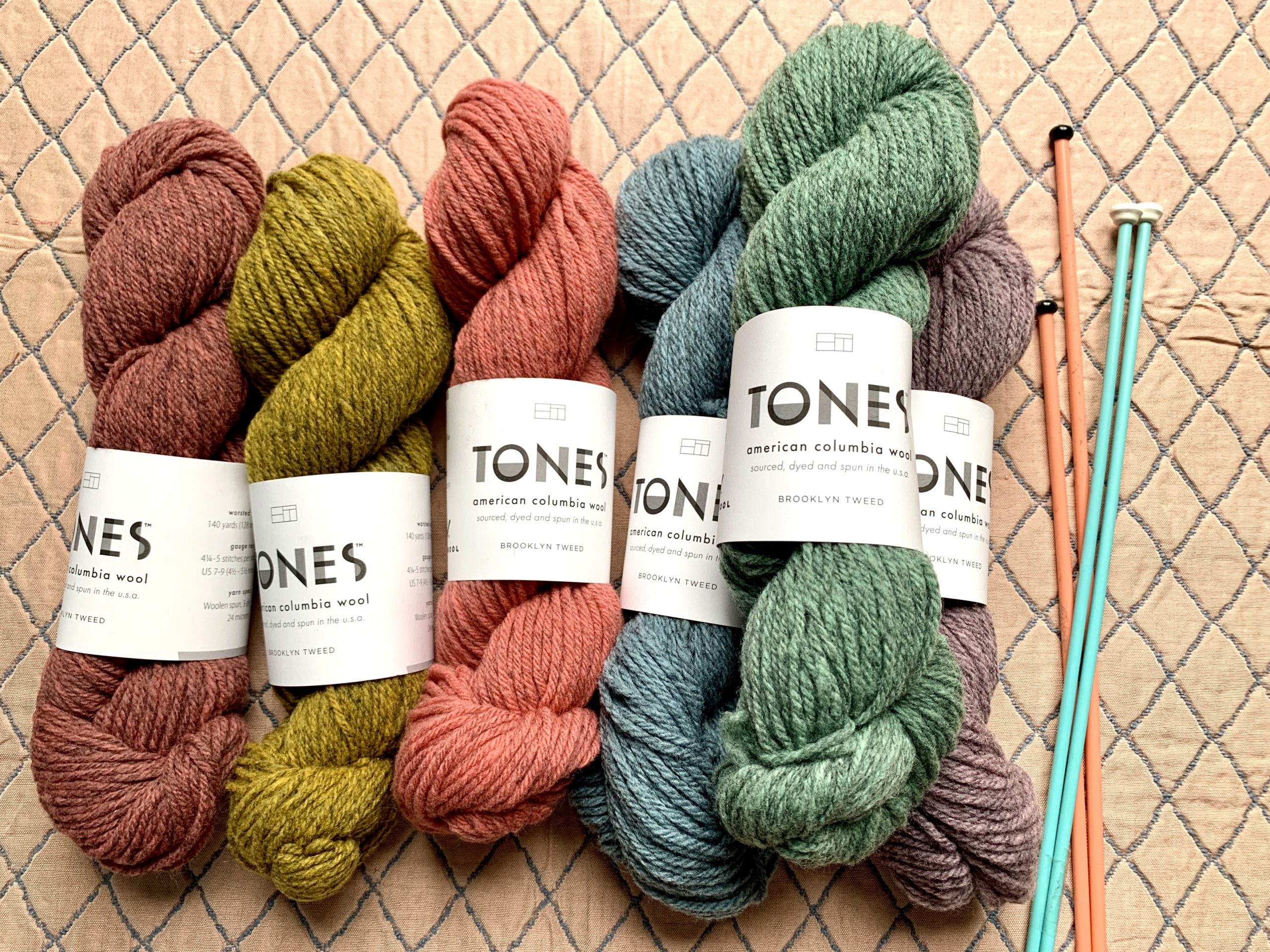 Brooklyn Tweed Sets the Tone – LoopKnitlounge