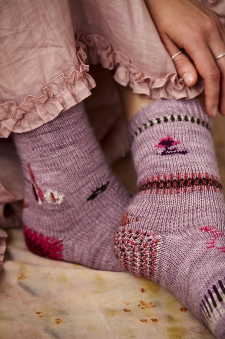 Mock Darned Socks Bring Cheer to the End of the Year! – LoopKnitlounge