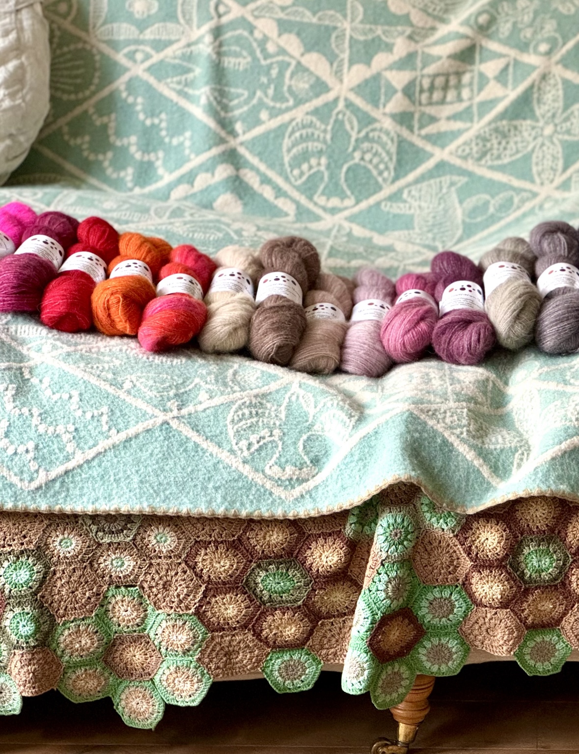 Welcoming Cloud Fingering, The Uncommon Thread’s Dreamiest Base Yet – LoopKnitlounge