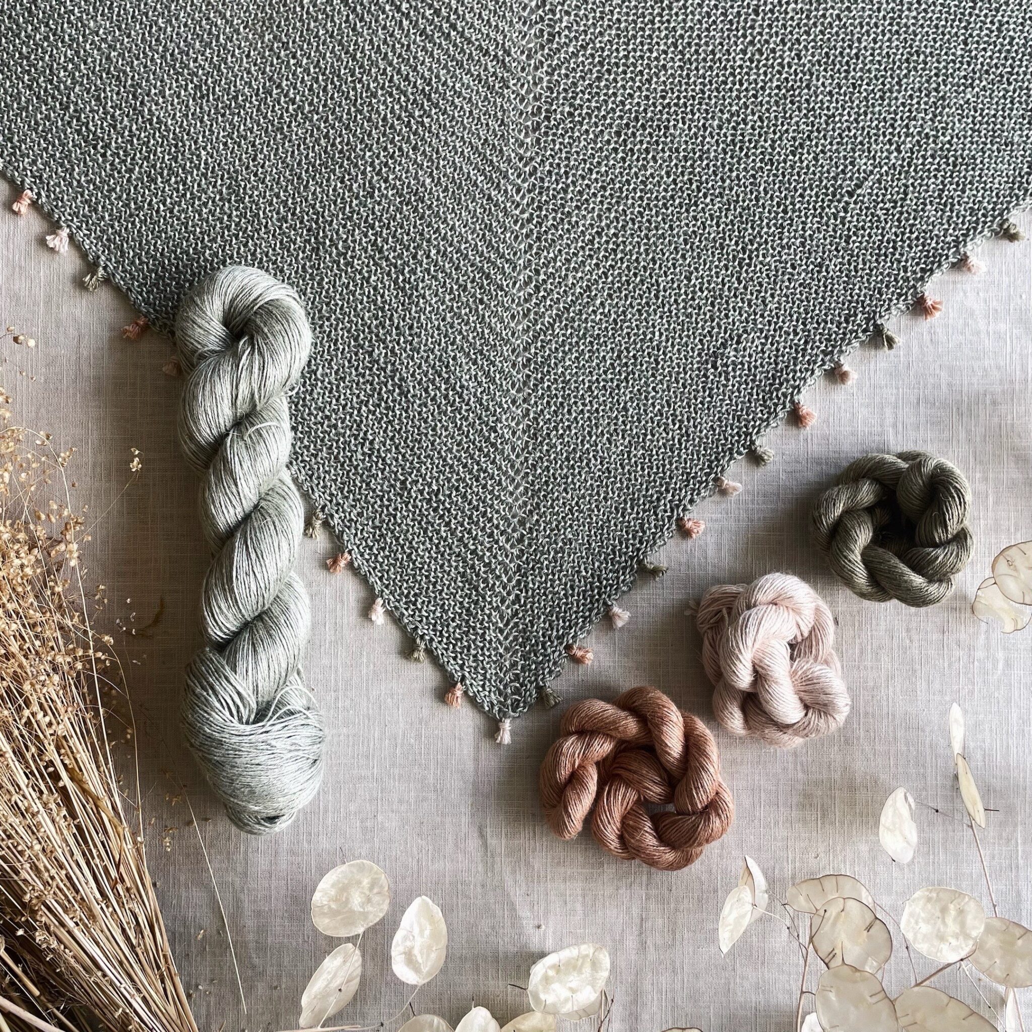 Tiny Tassels au Naturel — Welcoming Our Elliott and May Kit – LoopKnitlounge