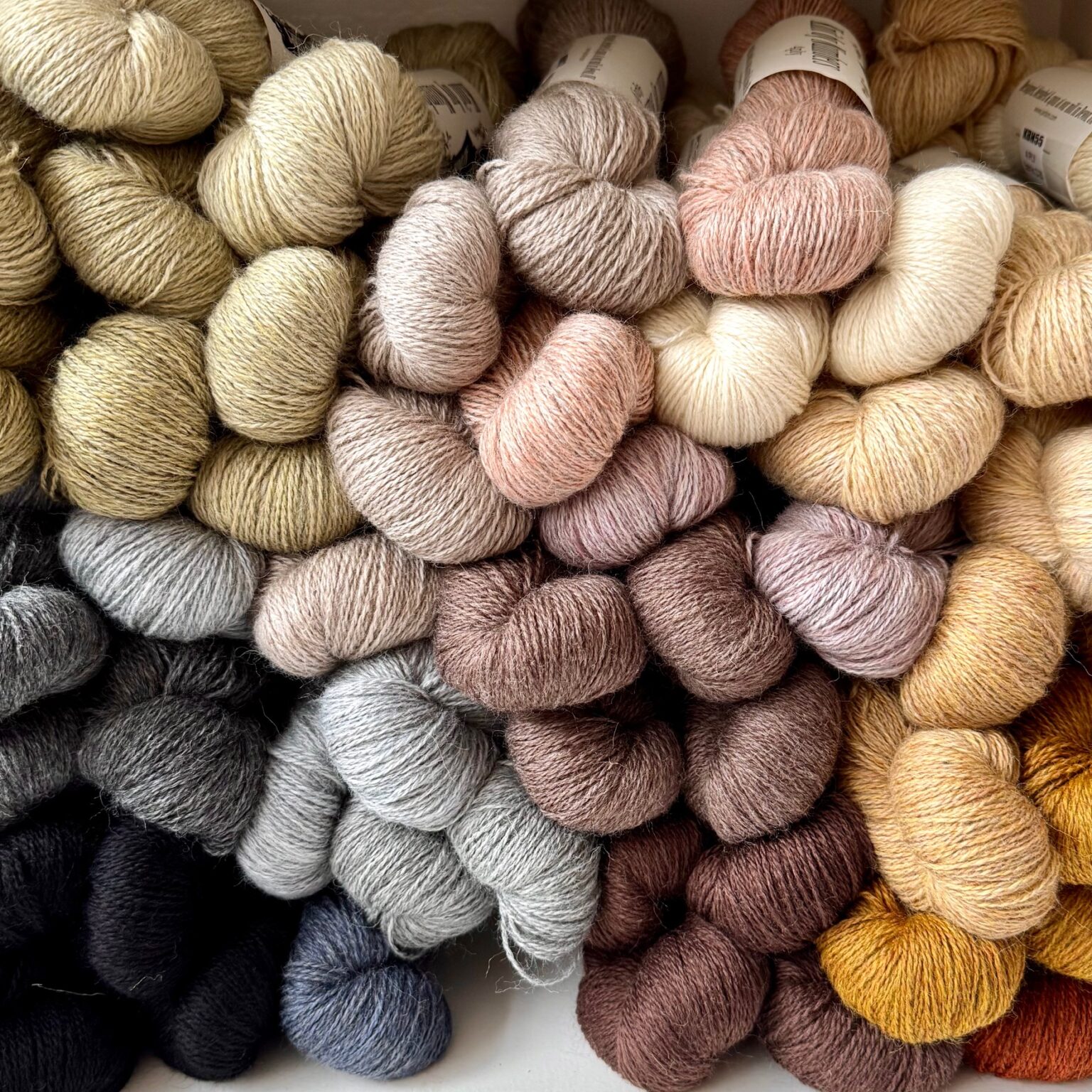 Seeing Knit By Numbers in a Whole New Way – LoopKnitlounge